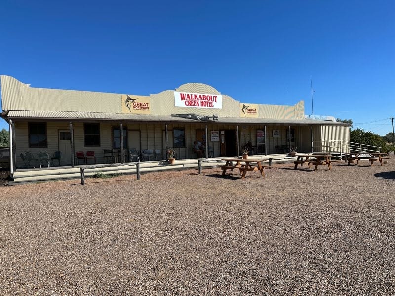 🐊 Discover Outback Charm At Queensland's Legendary Walkabout Creek ...